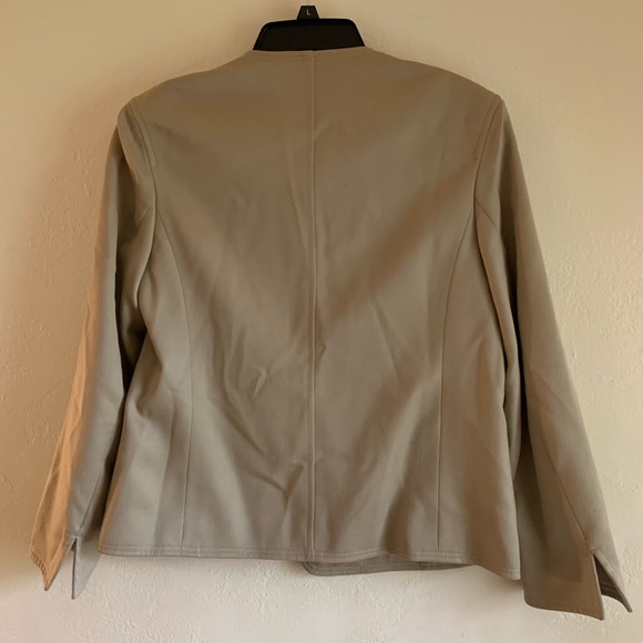 jaeger | Jackets & Coats | Vintage Jaeger 0 Wool 4 Button Blazer Jacket ...